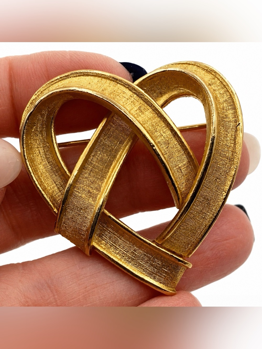 Coro Pegasus | Jewelry | Coro Pegasus Modernist Gold Tone Heart Brooch ...